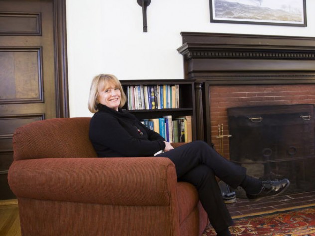 Adams House dedicates suite to Seamus Heaney | Harvard Magazine